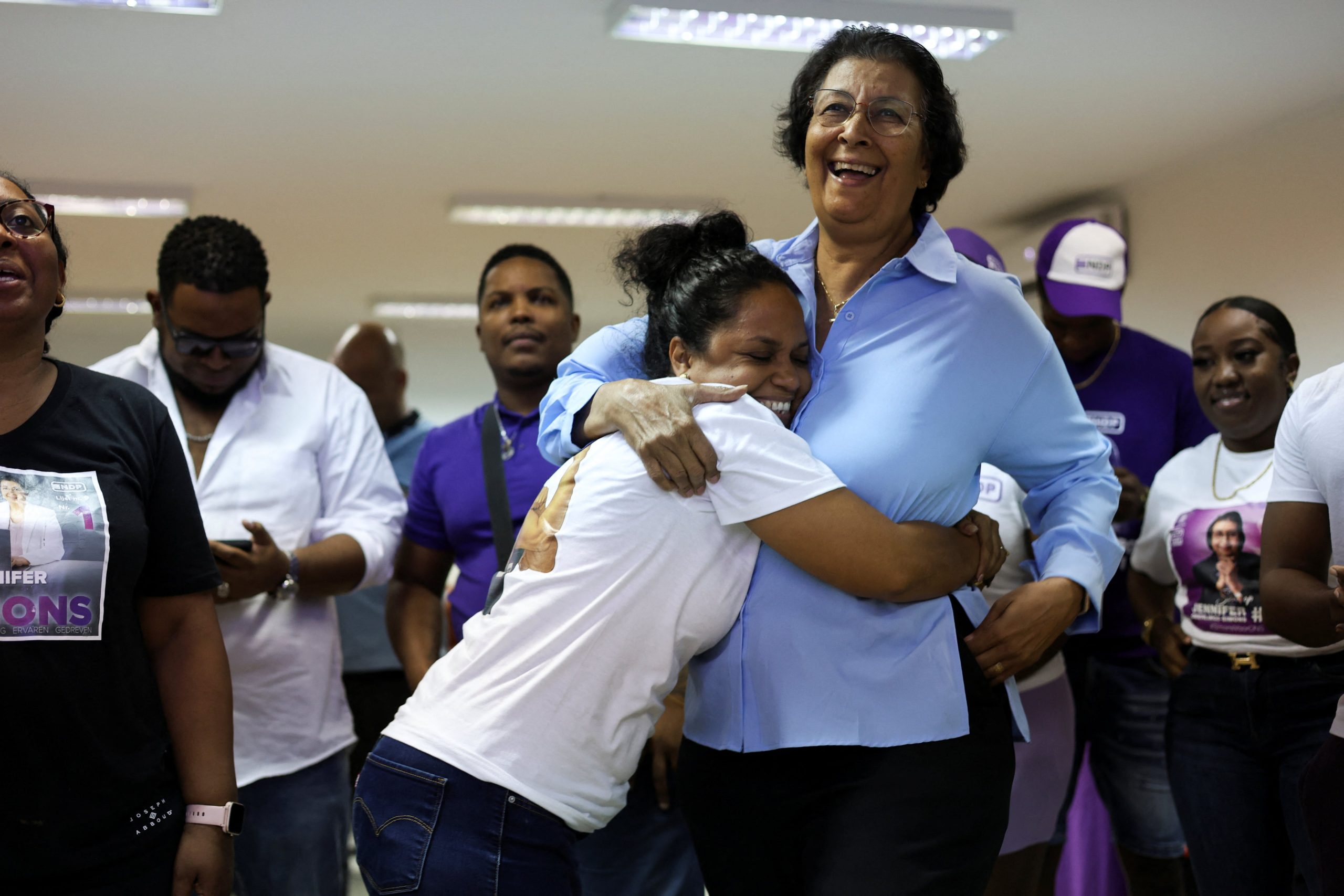 Suriname : âgée de 71 ans, Jennifer Geerlings‑Simons est élue ...